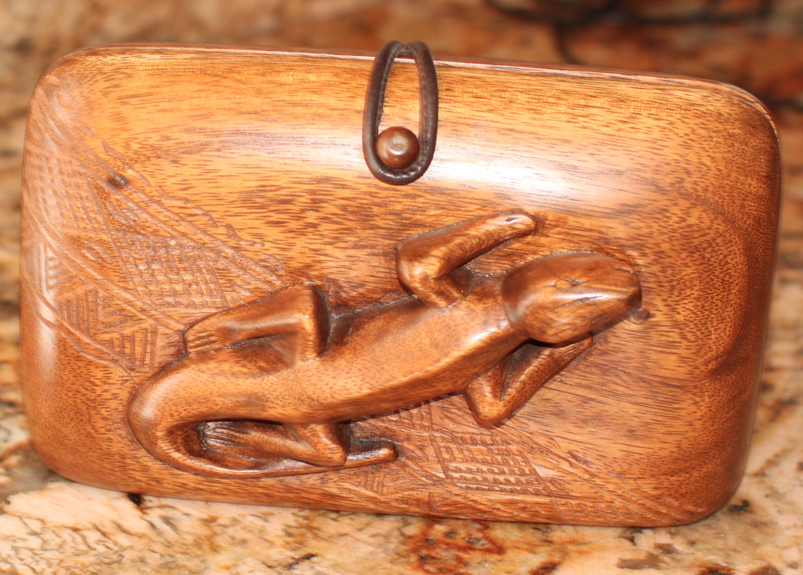 TIMMY WOODS MINAUDIERE CARVED LIZARD SALAMANDER GECKO CLUTCH CROSSBODY ...