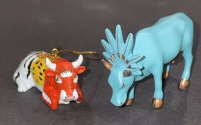 Lot Of 2 VTG Mini Cow Parade Figurine Liberty Cow & Christmas Ornament ...