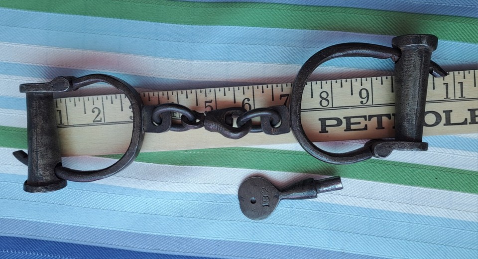 Antique Hand Forged Iron Metal Police Prisoner Handcuffs Shackles With ...