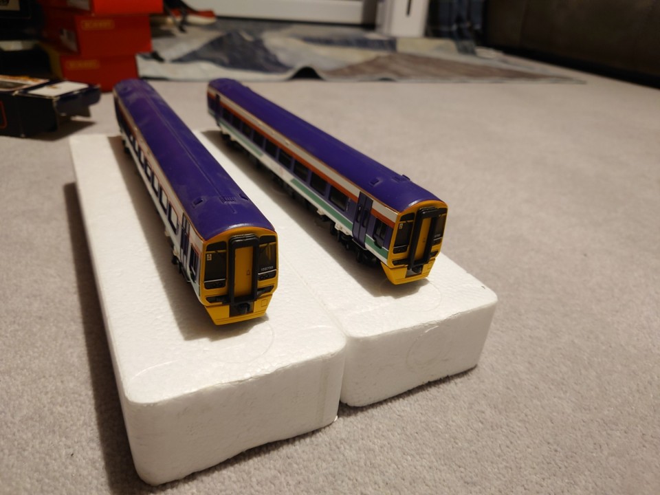 Bachmann 31-507 Class 158 DMU 2-Car Scotrail Swoosh 00 Gauge New Boxed ...