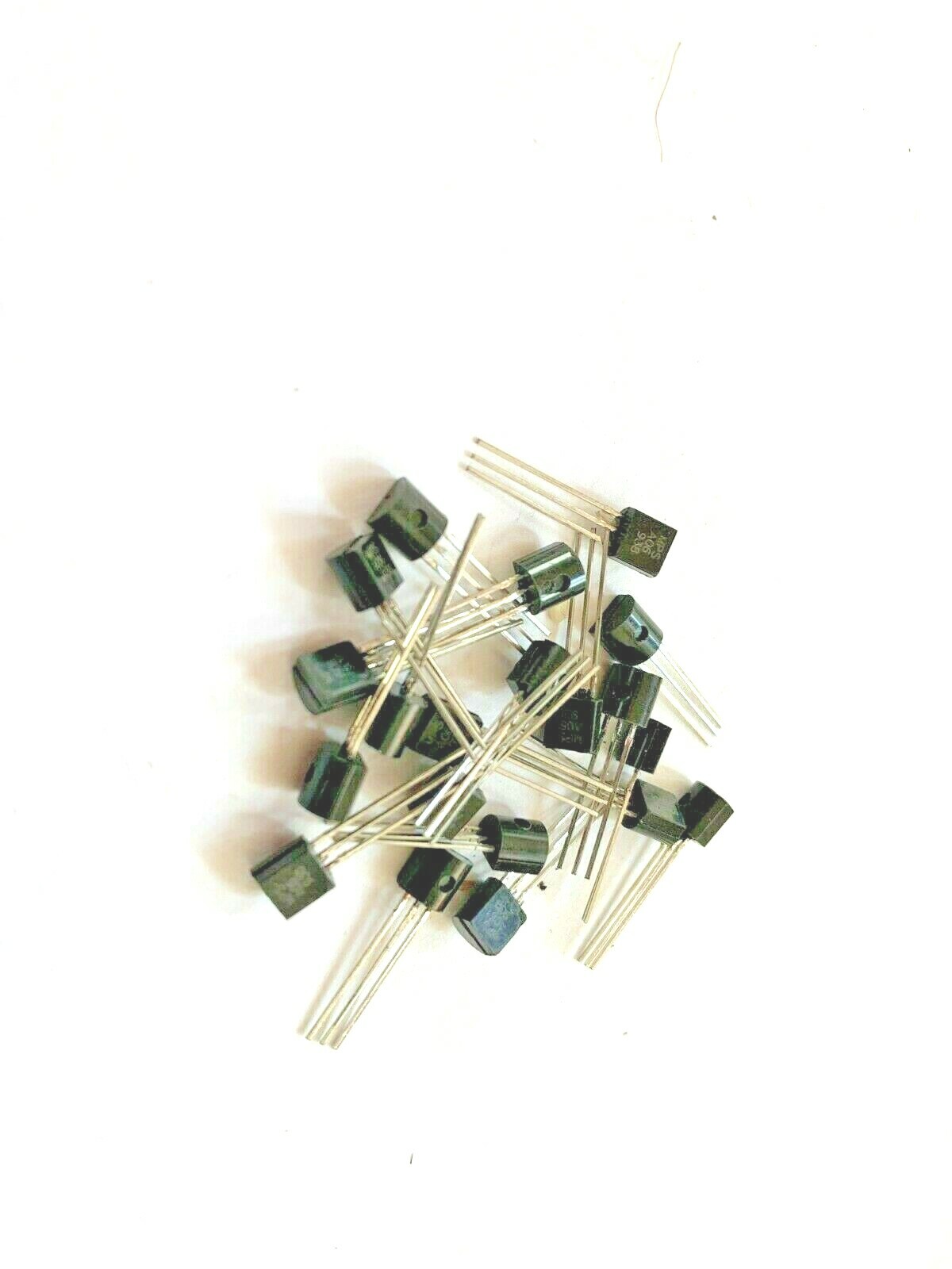 25 Pieces | MPSA06 5A 80V Transistor NPN | FREE US Shipping | eBay