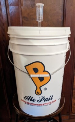 BUCKET 6.5 GALLON PRIMARY FERMENTER w/ LID+AIRLOCK HOME BREWING BEER ...