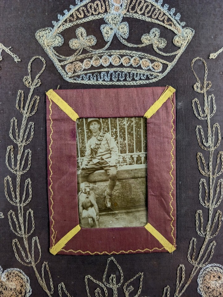 Cornice In Seta Ricamata Souvenir D'Egitto 1918 WW1 Foto Scimmia | eBay