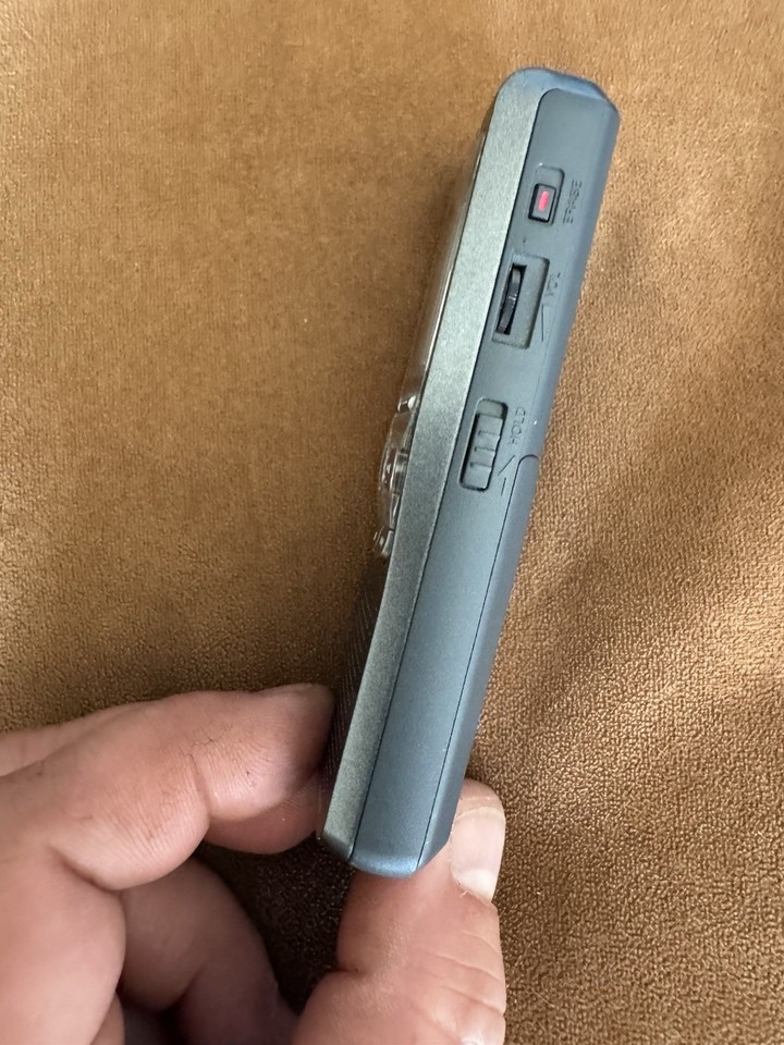 SONY ICD-P520 Handheld Digital Voice IC Recorder TESTED No Cables No ...
