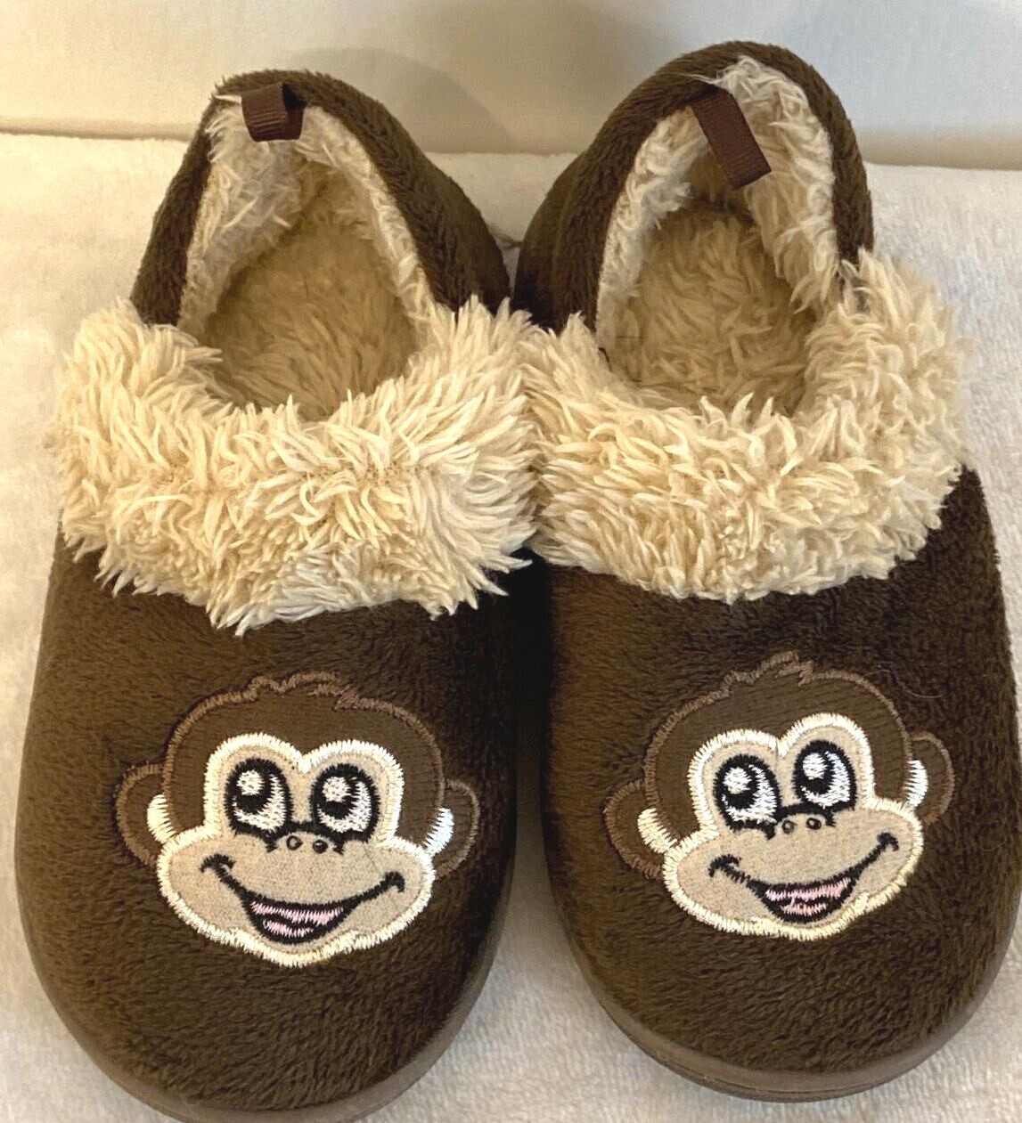 Prick Rise the waiter kids monkey slippers World Record Guinness Book ...