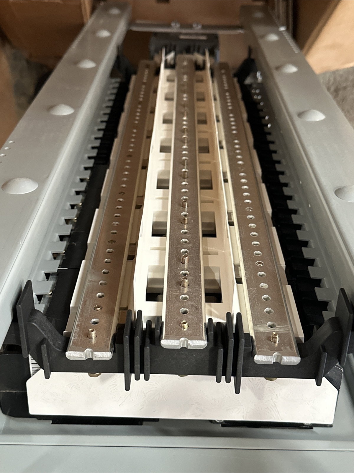 ⚡️Eaton PRL2A 100 AMP Panelboard 480Y/277V 3-Phase 4W 42ckt W/Breakers ...