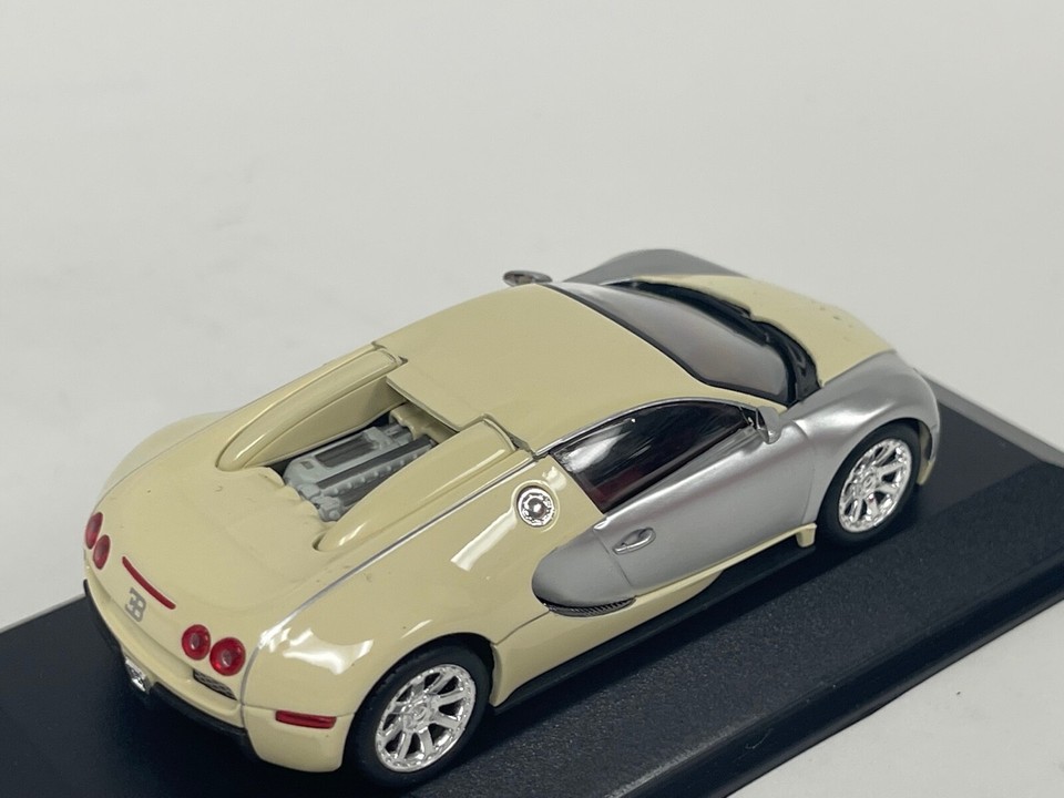1/43 Minichamps Bugatti Veyron Centennaire 2009 Chrome/Beige 400 110854 ...