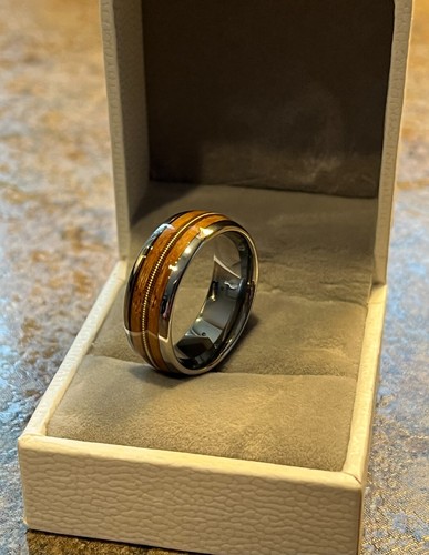 Mens Tungsten, Whiskey Barrel Guitar String Ring, 8mm Comfort Fit, Size ...