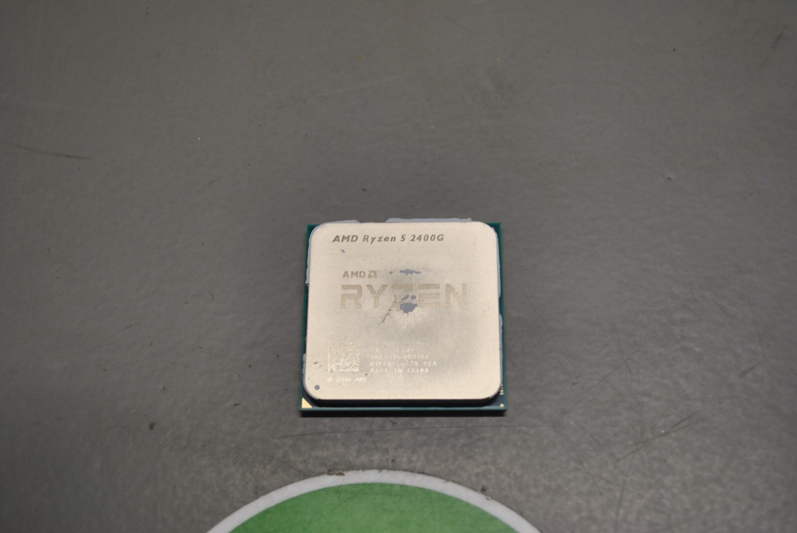 AMD Ryzen 5 PRO 2400G 3.6 GHz CPU quad-core AM4 Processor FREE SHIPPING