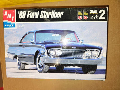 AMT Ertl 1/25 Scale '60 Ford Starliner Plastic Model Car Kit Complete ...