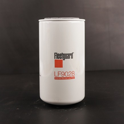 Fleetguard LF9028 Engine Oil Filter 6.94 In. Height, 3.67 In. (Largest ...
