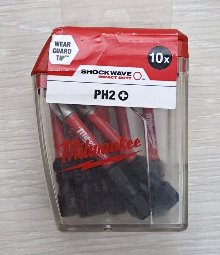 Milwaukee Shockwave PH2 50mm Wear Guard Tip Screwdriver Bits Pack of 10 ...