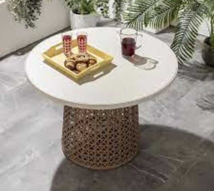 White Wicker Outdoor Dining Table
