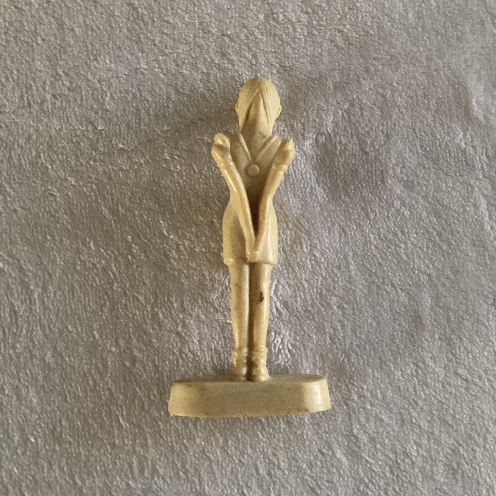 Vintage WW2 Kilroy Was Here Statue Figure Pregnant French Girl Bakelite ...