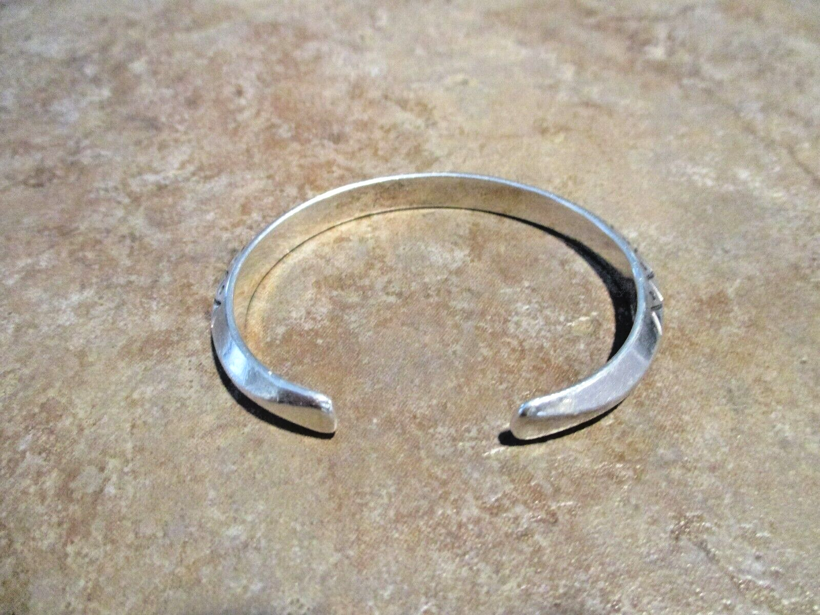 Vintage SPECIAL DESIGN Navajo Carinated Sterling Silver Bracelet Signed ...
