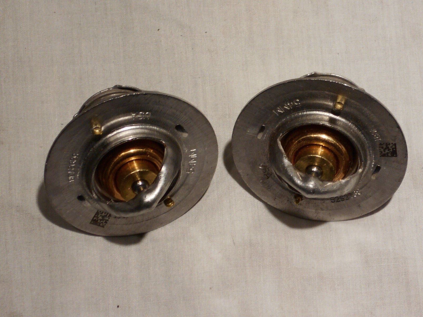 (01 Pc) Cummins 5292738, Thermostat 180 Degree, 54mm Diesel OEM NEW | eBay