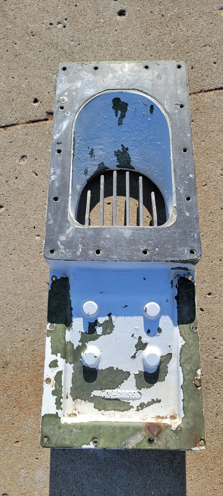 Berkeley 12 Degree Intake Assembly Housing W/ Grate Undamaged H-2155 ...