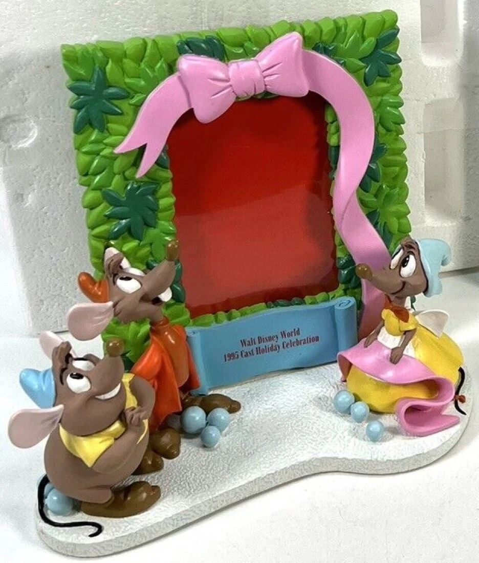 Disney Holiday Frames