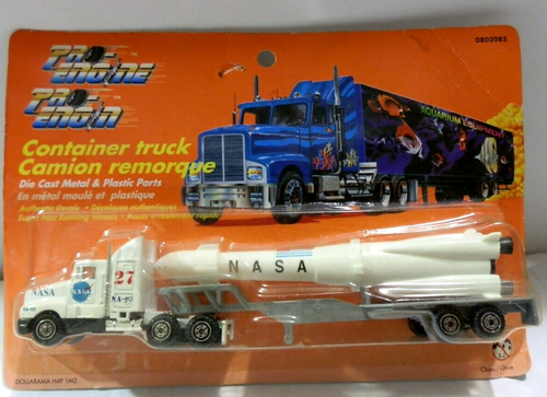 Pro-Engine Die-Cast HO Scale Kenworth Aerodyne NASA Rocket Transporter ...