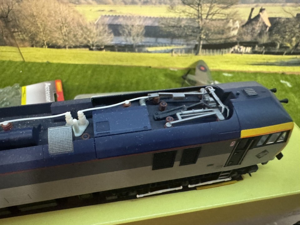 Hornby Class 92 BR EPS Tunnel Grey Electric Locomotive 92045 DCC ready ...