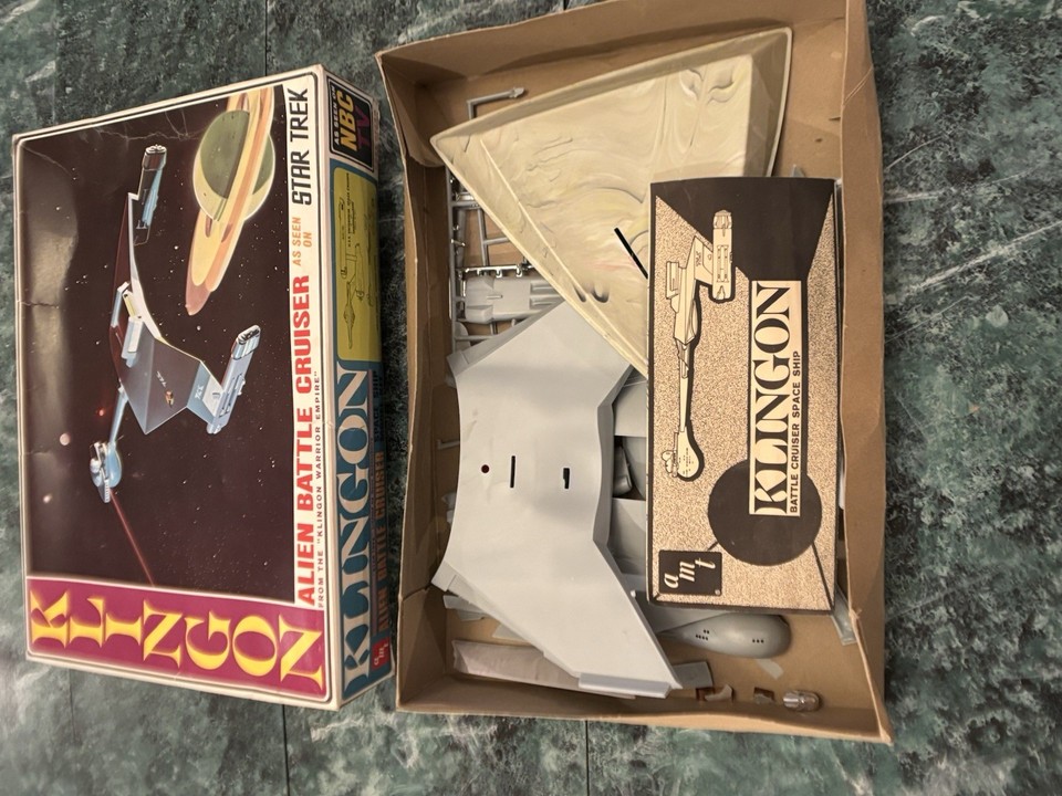 Vintage Original 1966 STAR TREK AMT Model Kit KLINGON Alien NEW open ...