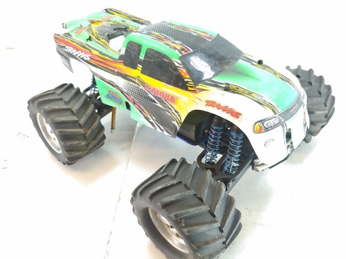 Traxxas T-Maxx Nitro Monster Truck Roller Slider Chassis Vintage Model ...