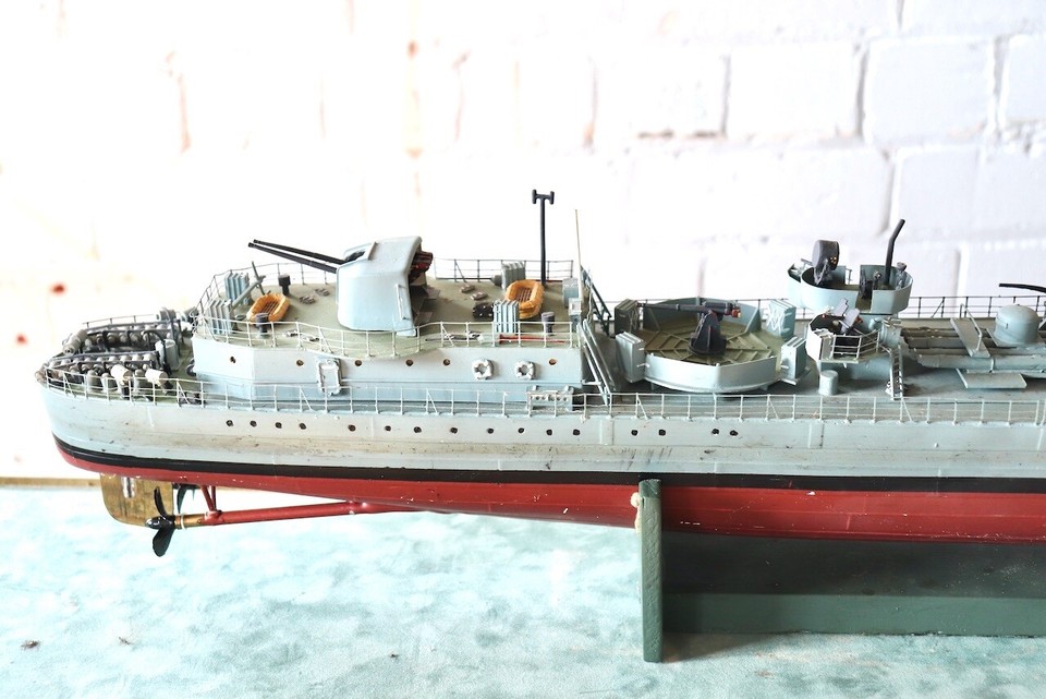 RADIO CONTROL MODEL SHIP HMS KELLY WWII K CLASS DESTROYER LORD ...