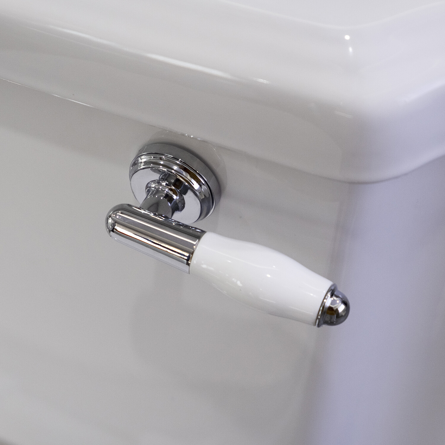 Bathroom Traditional Victorian Style Close Coupled Toilet Ceramic WC ...