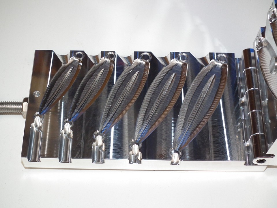 Saltwater Flat Fall Jig w/Eyes mold 1,1,2,2,3,3oz CNC Aluminum Flatfall ...