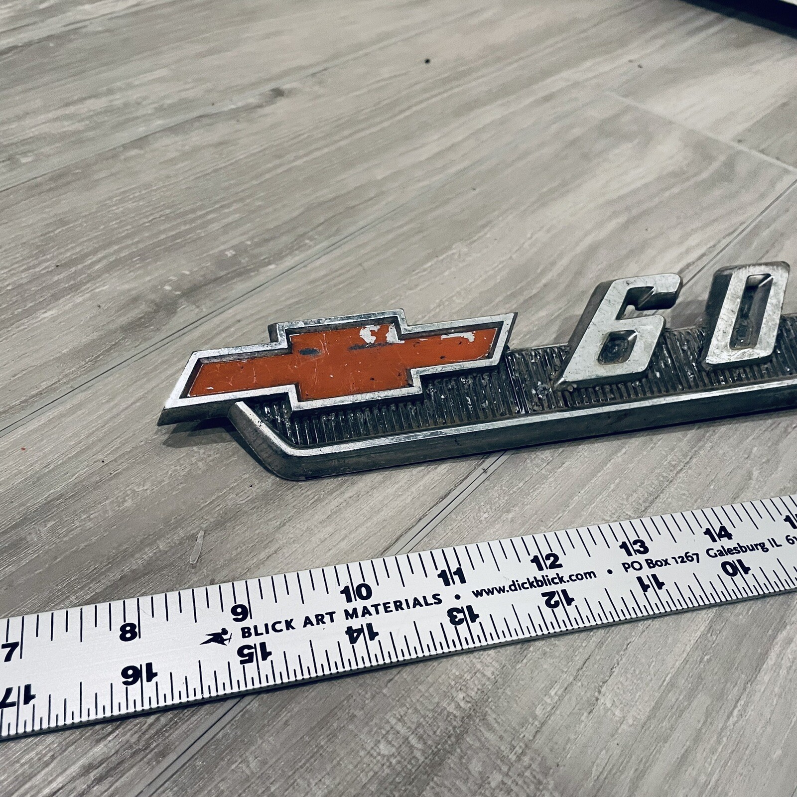 VINTAGE 67-68? CHEVROLET BOWTIE EMBLEM CHEVY 60 SERIES TRUCK BADGE P ...