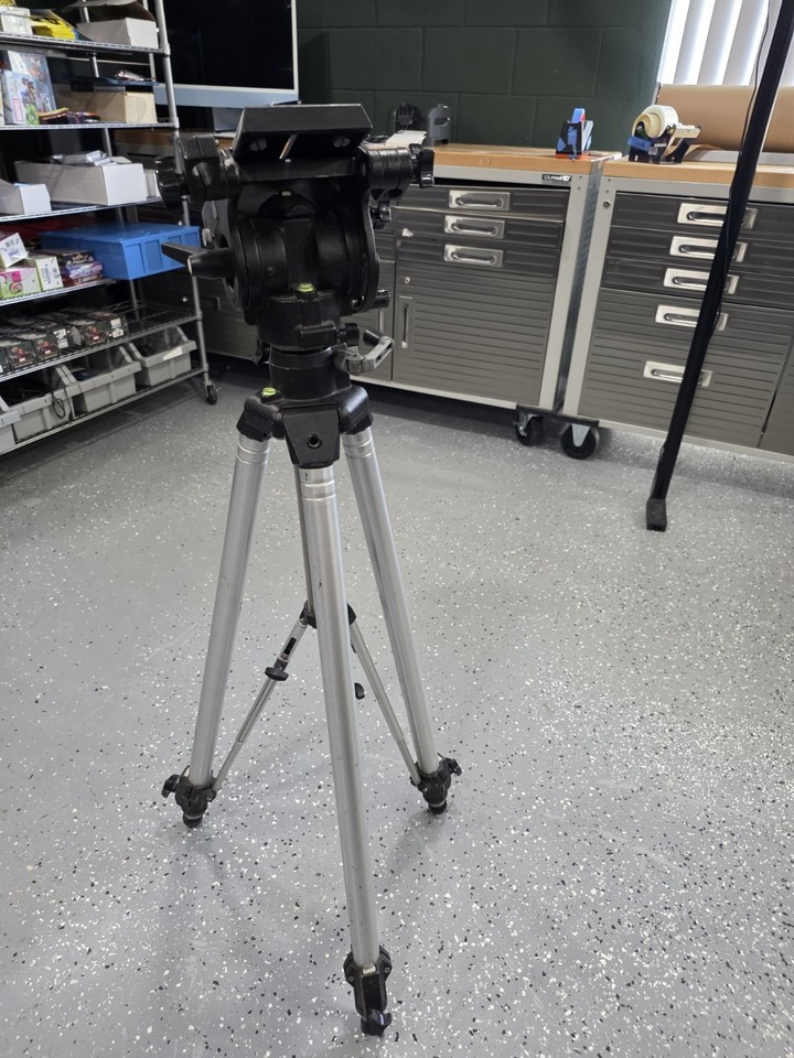 REDUCED Manfrotto Bogen 3001 Tripod & Manfrotto 3068/116 head | eBay