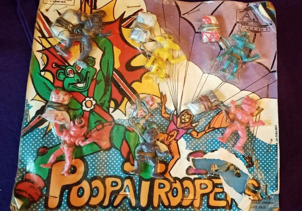 PoopaTrooper VINTAGE Display Board w/Toys Poopa Trooper Sealed Vending ...