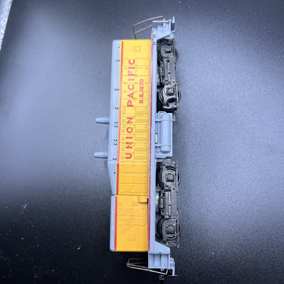 HO Athearn Union Pacific Sw1500 RTR Cow 4007 Locomotive Yellow | eBay