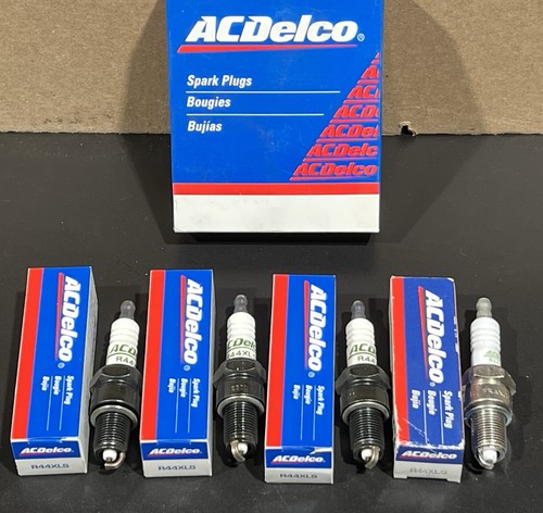 Genuine ACDelco R44XLS Spark Plus ( Lot of 4 ) NOS | eBay