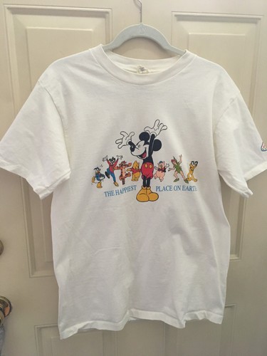 Vintage Disney Company D White T Shirt Mickey & Friends Happiest Place ...