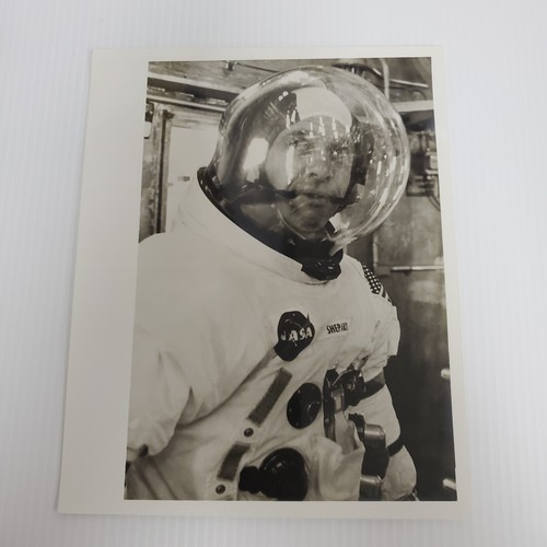 NASA May 26, 1970 Apollo 14 Commander Alan Shepard 8x10 PRESS PHOTO #70 ...