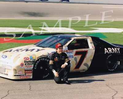 ALAN KULWICKI #7 US ARMY FORD AT DAYTONA CLOSE UP SHOT 8X10 GLOSSY ...