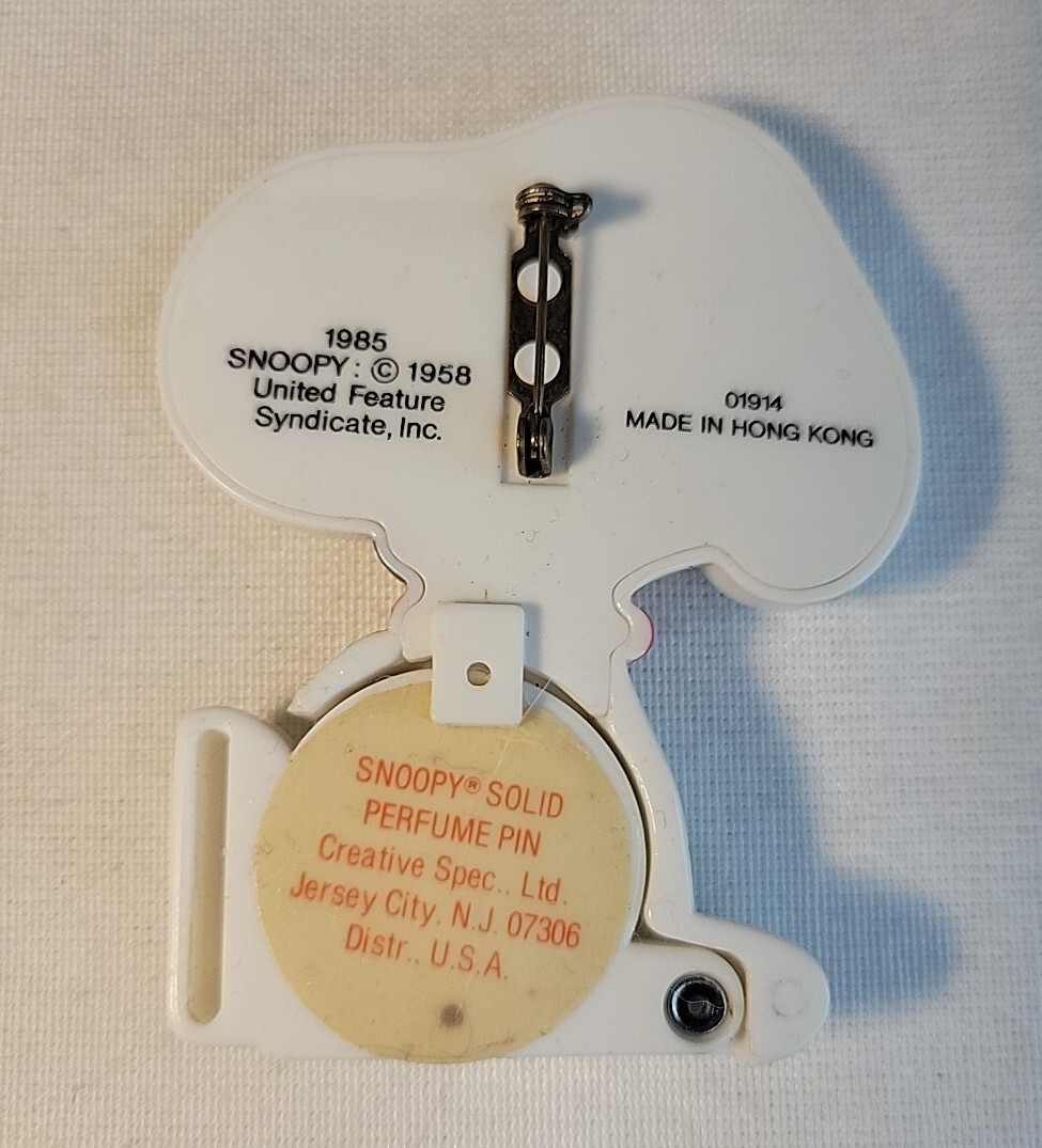 Snoopy Solid Perfume Compartment Pin 985 *Empty No Perfume Peanuts ...