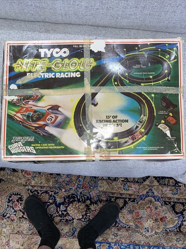 70's Vintage Tyco Yonezawa Nite Glow Slot Car Curve Huggers Large Race ...