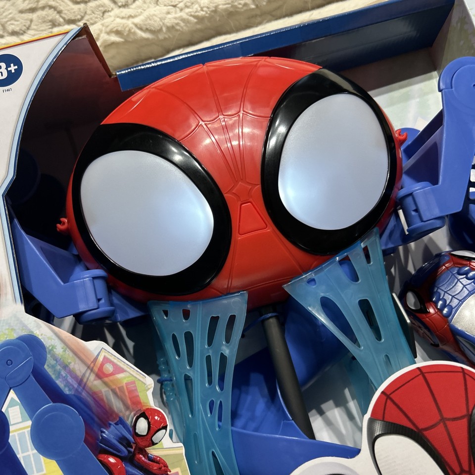 NEW SPIDEY AND HIS AMAZING FRIENDS Marvel Web-Quarters Playset w Lights ...