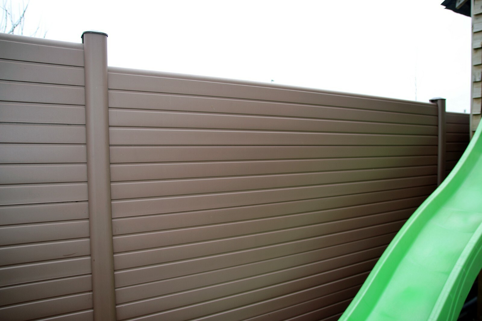 Composite Fence Panels - Fencing PVC- Posts - Plastic Long Lasting ...