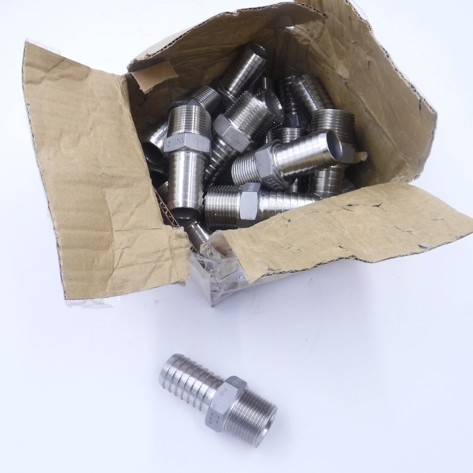 19 Pack Boshart SSMA-100 1 " MPT x Barbed Stainless Steel Male Insert ...