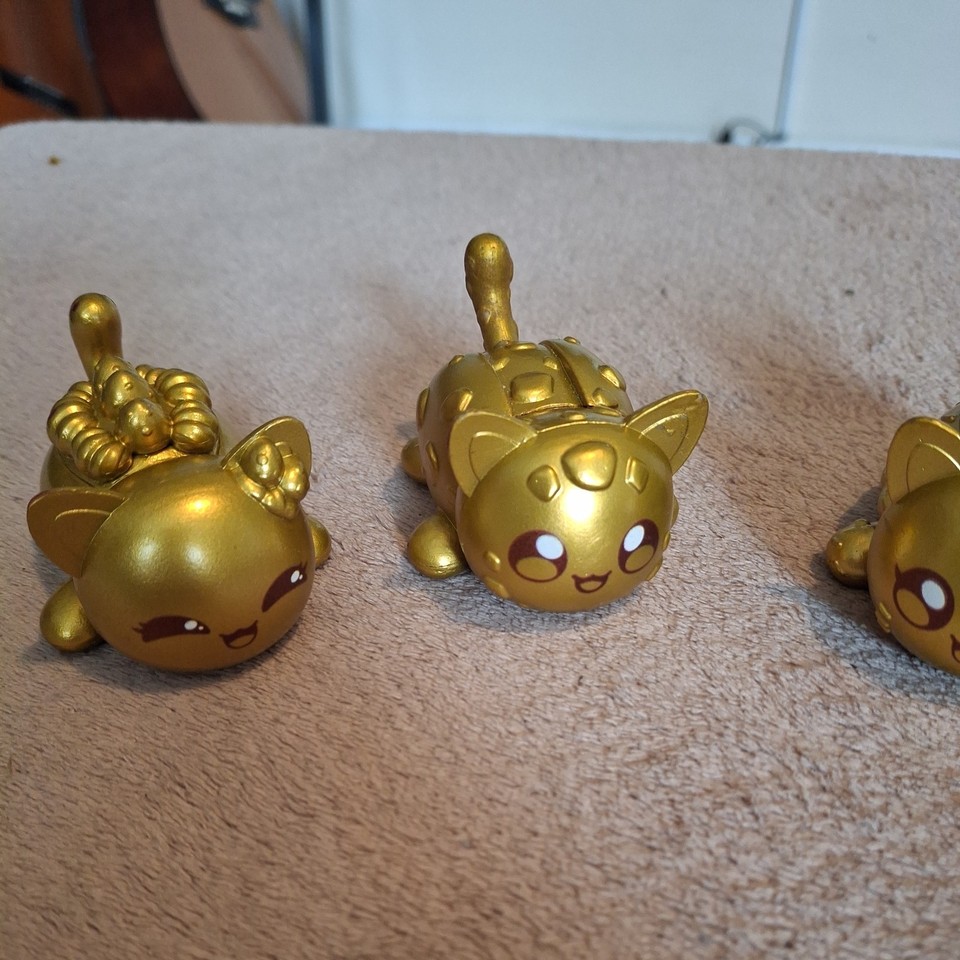 Aphmau cat figures MeeMeows GOLD figure collection bundle Of Four | eBay UK