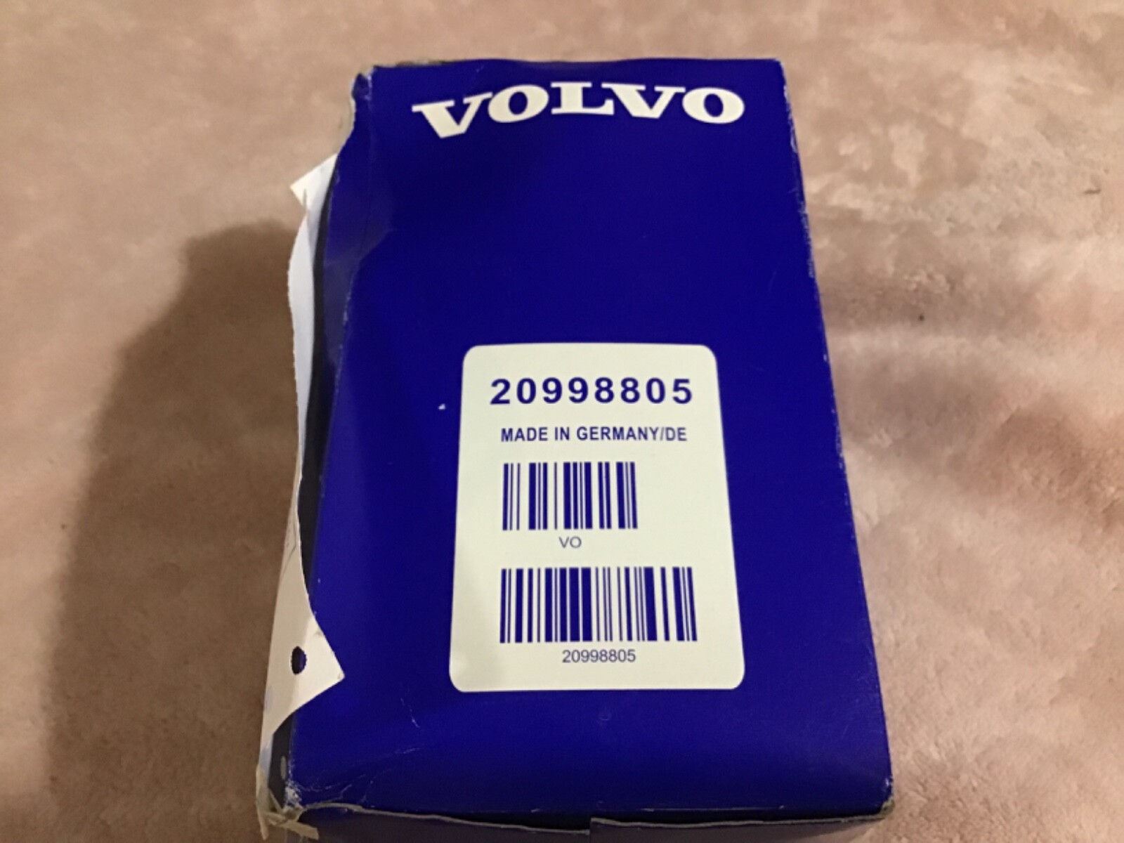 VOLVO 20998805 - Fuel filter cross reference