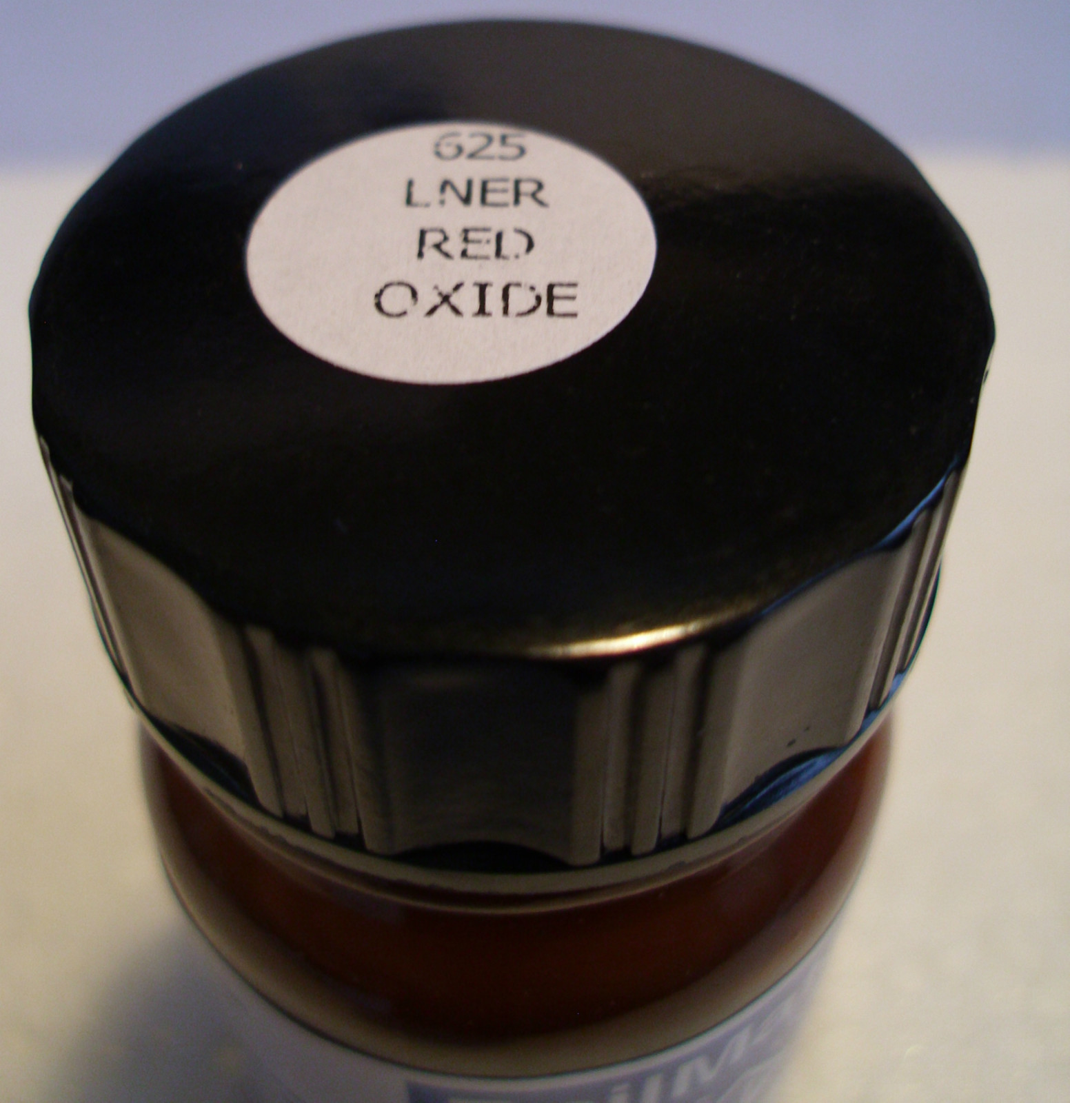 RailMatch 625 - LNER Red Oxide Enamel New 15ml Jar Tracked 48 Post ...