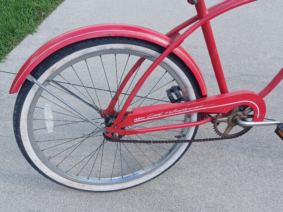VTG RED HUFFY USA GOOD VIBRATIONS OLD 26" CRUISER MEN'S Bike BICYCLE ...