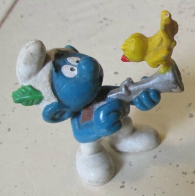 Vintage SMURFS Smurf Hunting Bird on gun mini PVC Figure toy | eBay