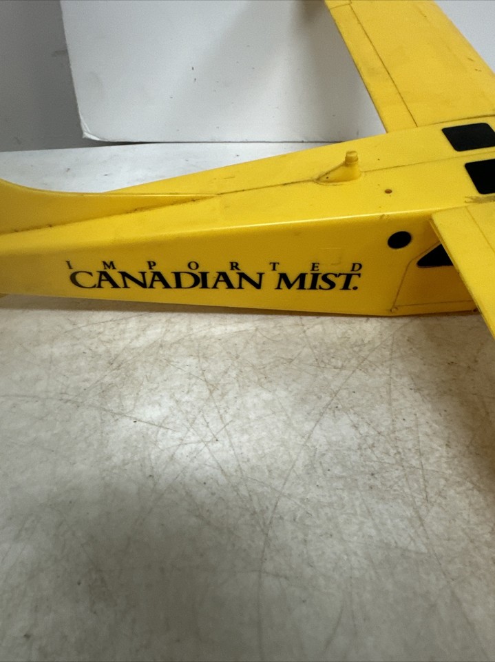 Canadian Mist DeHavilland Beaver Plane Model Scale with Decals For ...