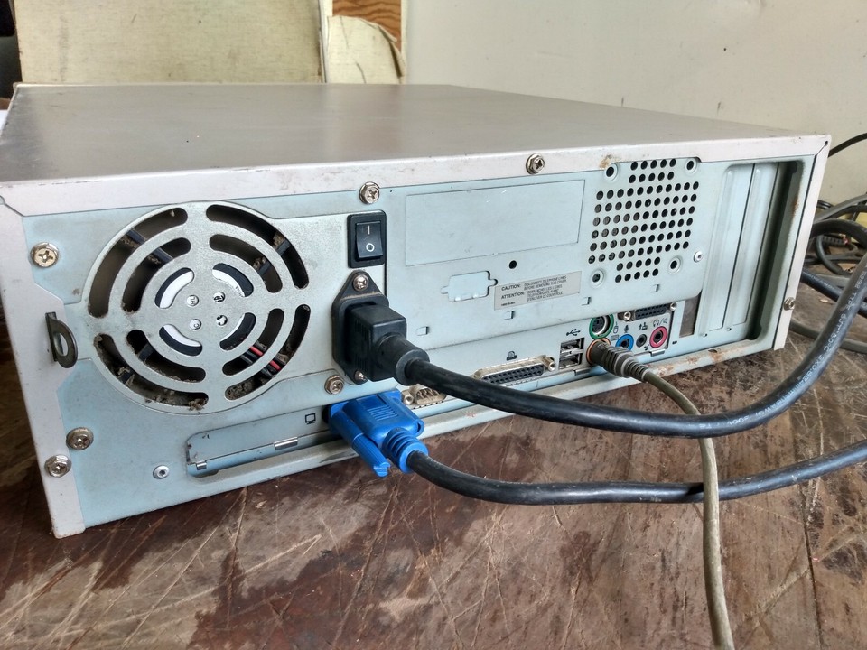 VINTAGE PRESARIO 2256 DESKTOP COMPUTER SERIES CM0101 | eBay