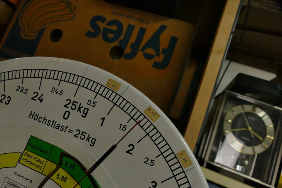 Grundig Sono-Clock 810 sprechendes Uhrenradio Nachttisch Vintage Wecker ...